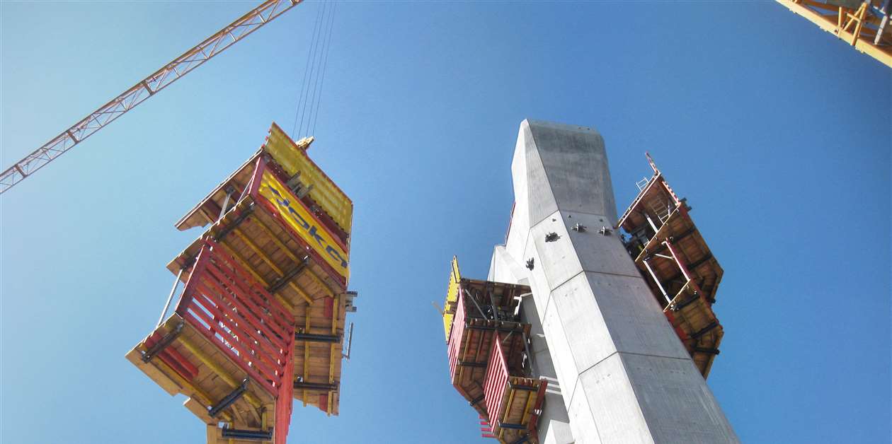 New 70 metre high bridge built with Doka formwork - CompressorTECH²