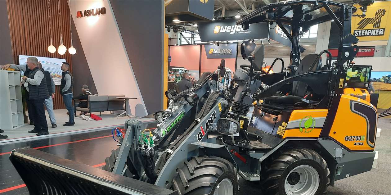 Tobroco-Giant’s new equipment at Bauma - CompressorTECH²