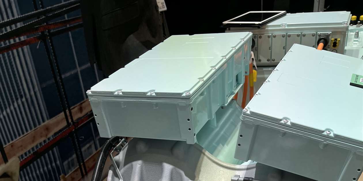 Volvo Penta takes parallel paths to alternative power - CompressorTECH²